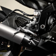 YAMAHA YZF-R6 RACE 2023 Καινούργιο - Κάθετη μονάδα MOTONOMIKOS